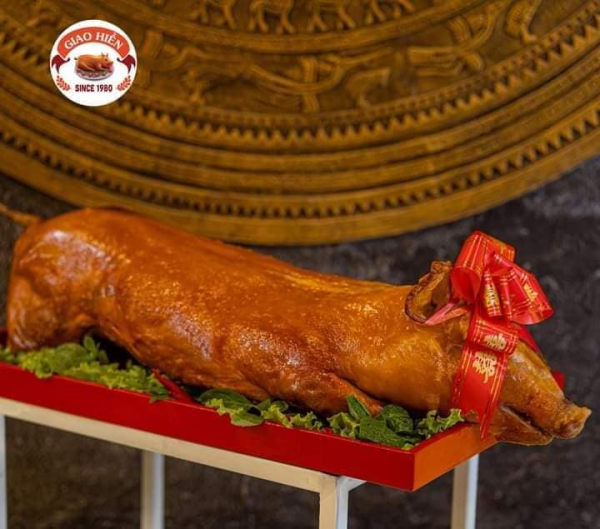 Cách làm heo quay nguyên con ngon nhất - Giao Hiền Thịt Quay